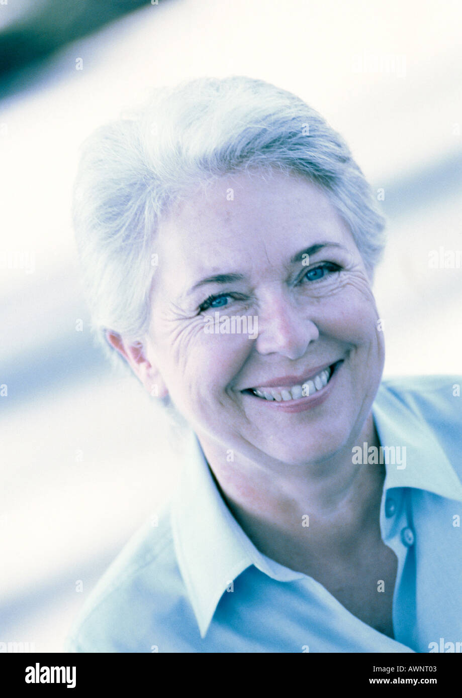 Old woman smiles in camera hi-res stock photography and images - Alamy