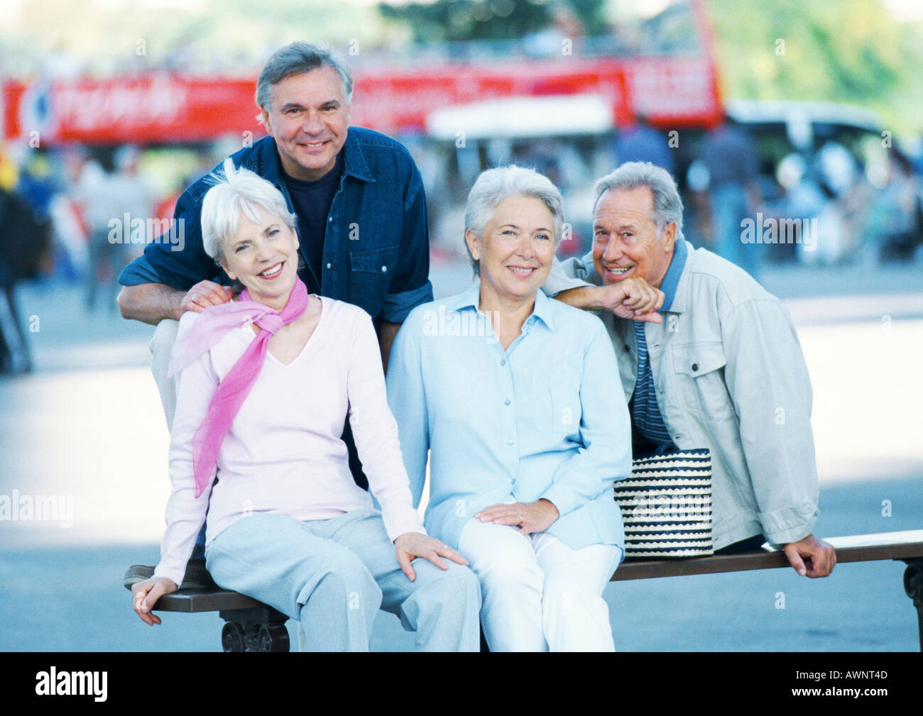 Four old man sitting on a bench hi-res stock photography and images - Alamy