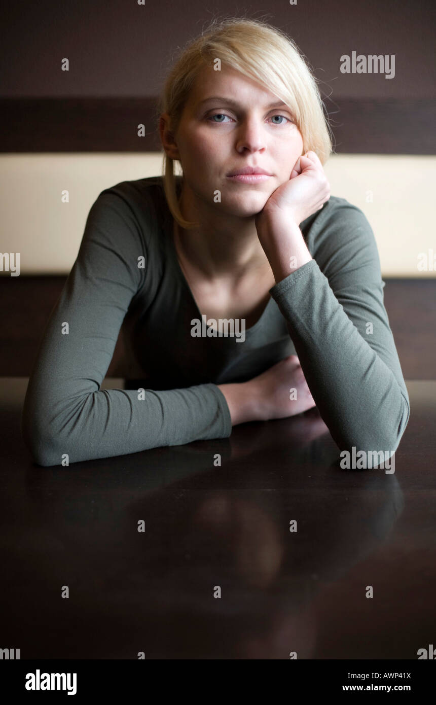 Younger persons bar hi-res stock photography and images - Alamy