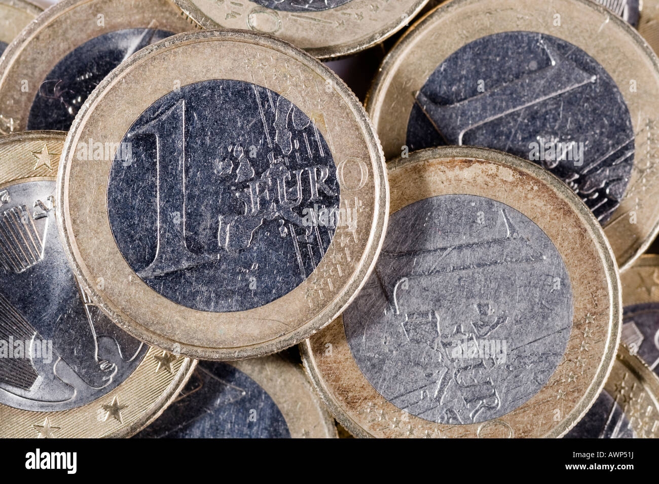 1 euro piece hi-res stock photography and images - Alamy