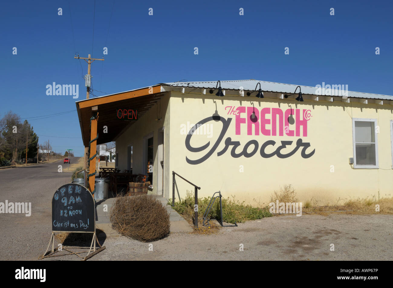 Street scene in small west Texas town of Marathon. USA Stock Photo - Alamy