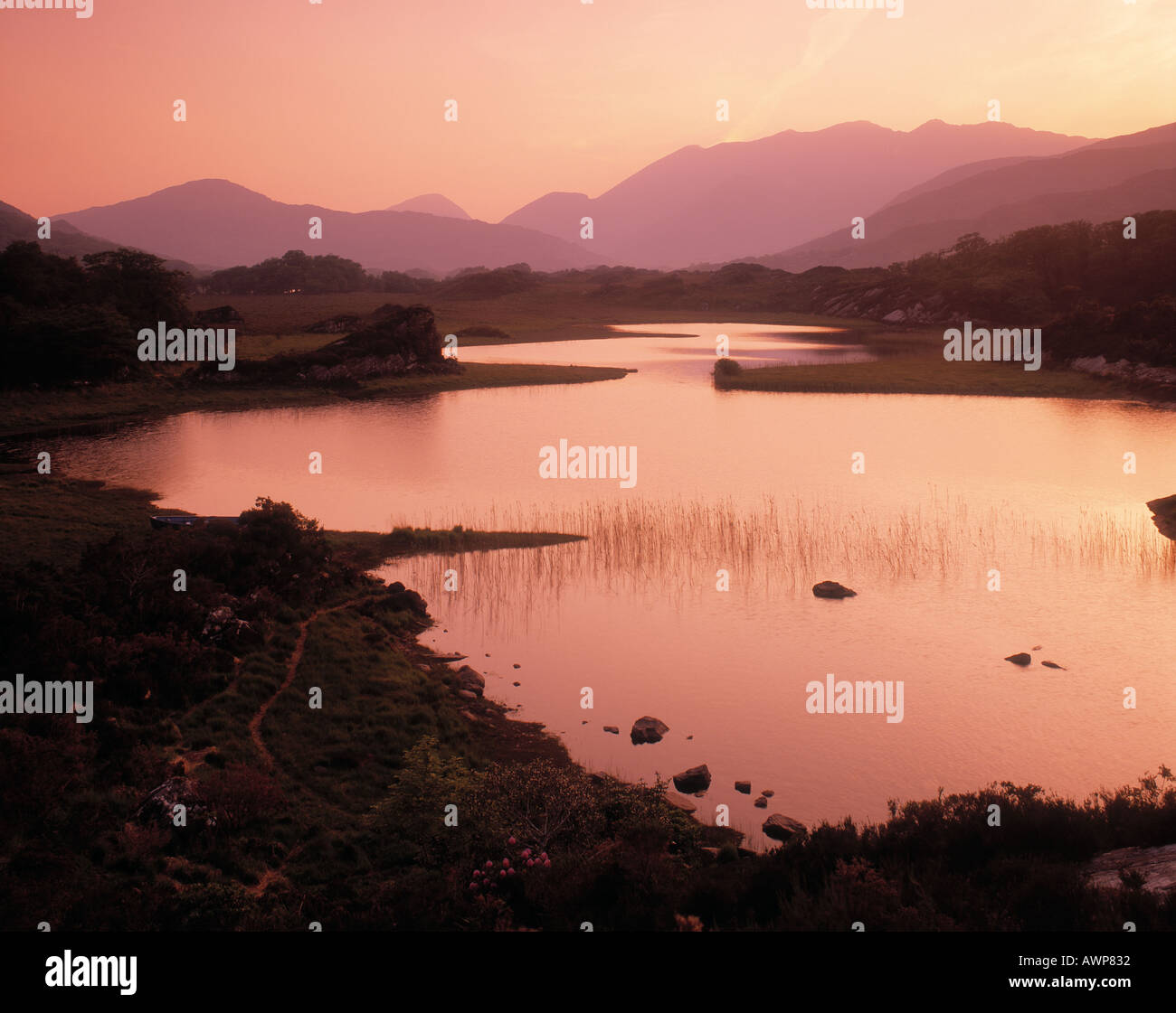 Macgillycuddys reeks hi-res stock photography and images - Alamy