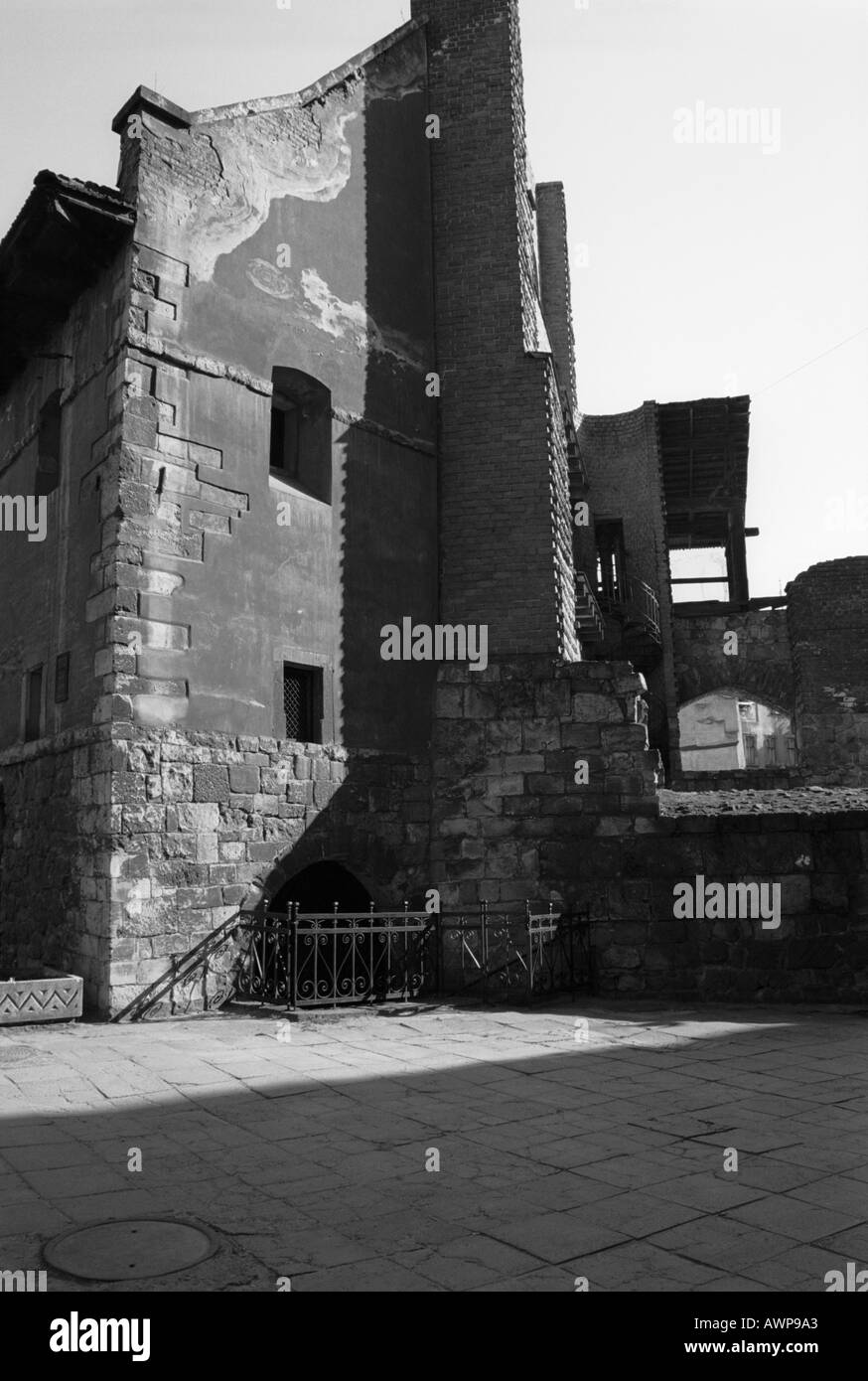 Construction work roof restoration Black and White Stock Photos ...