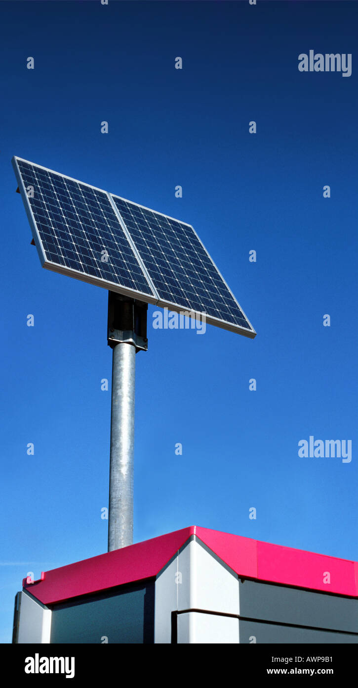 Solar panel booth hi-res stock photography and images - Alamy