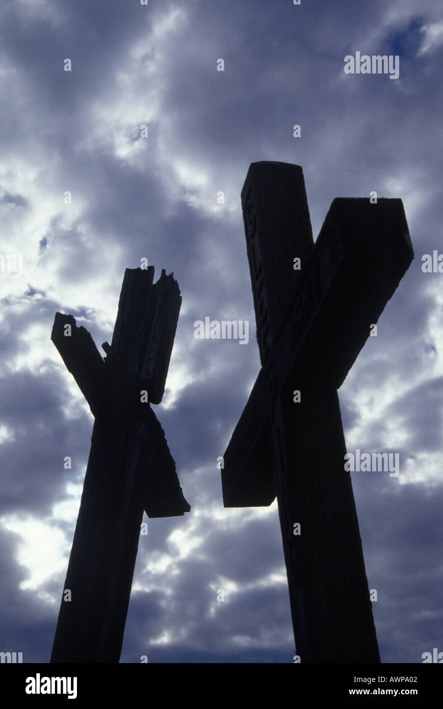 Two grave markers hi-res stock photography and images - Alamy