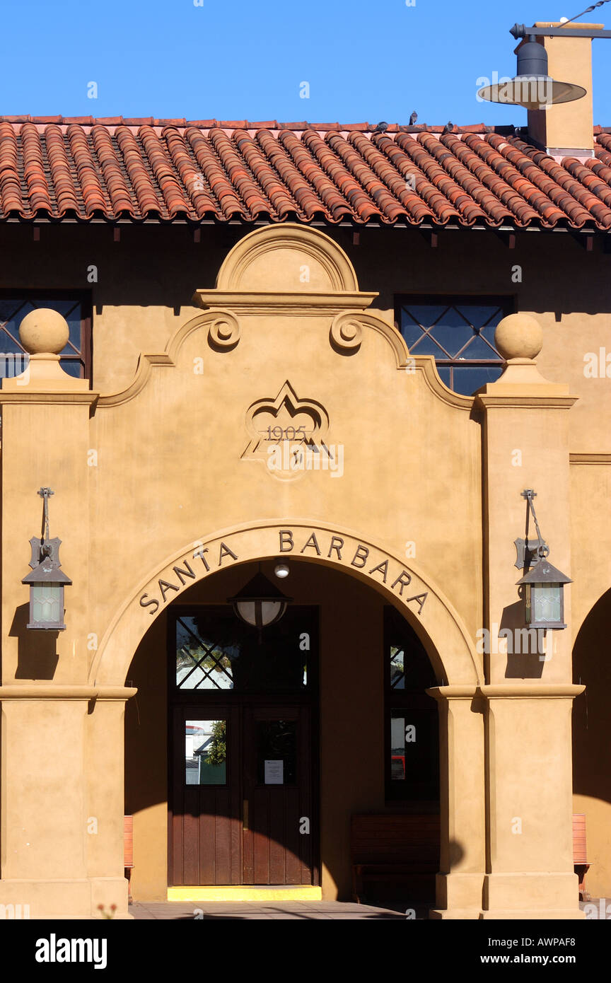 Santa Barbara Train Station Stock Photo - Alamy