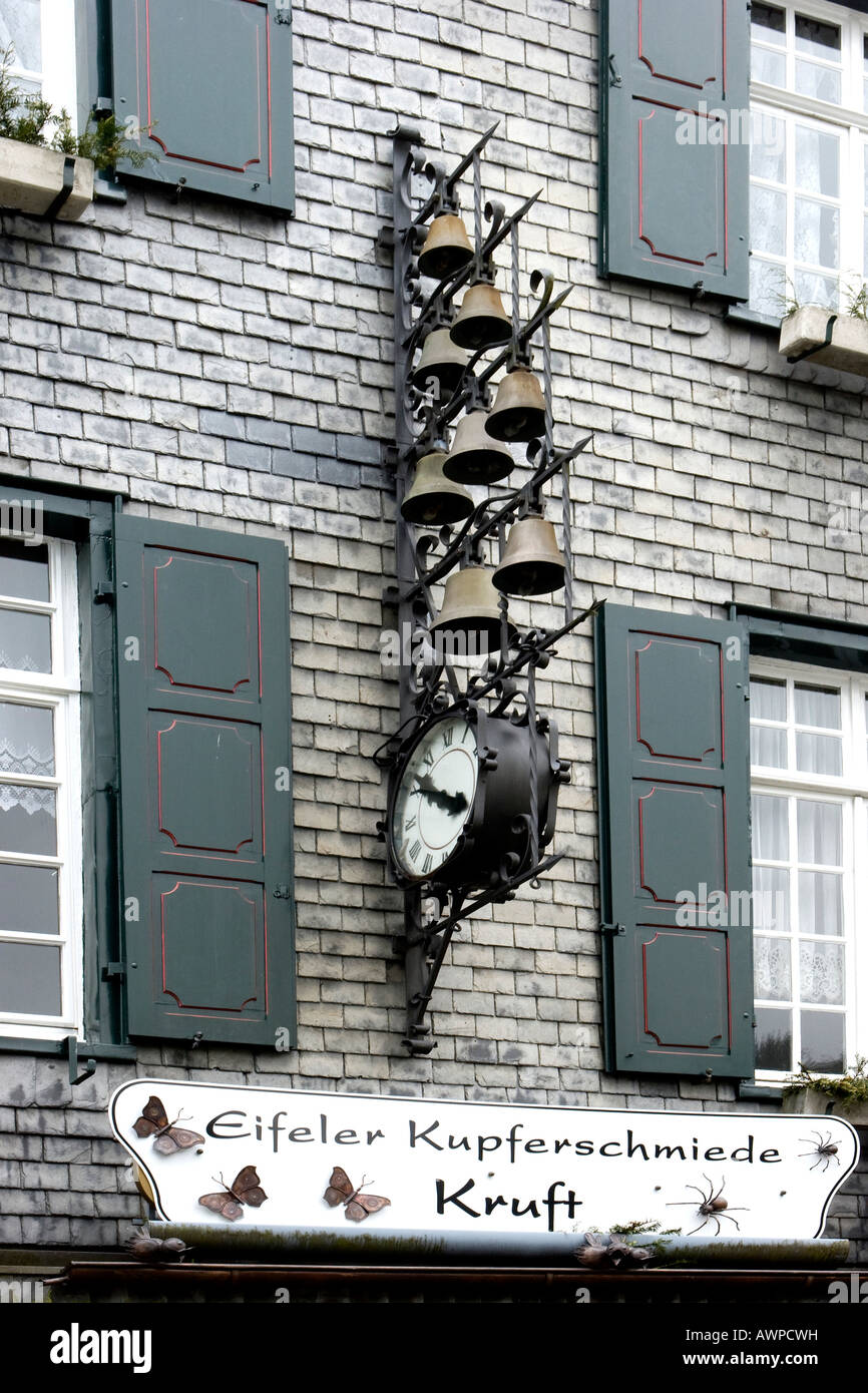 Coppersmiths hi-res stock photography and images - Alamy