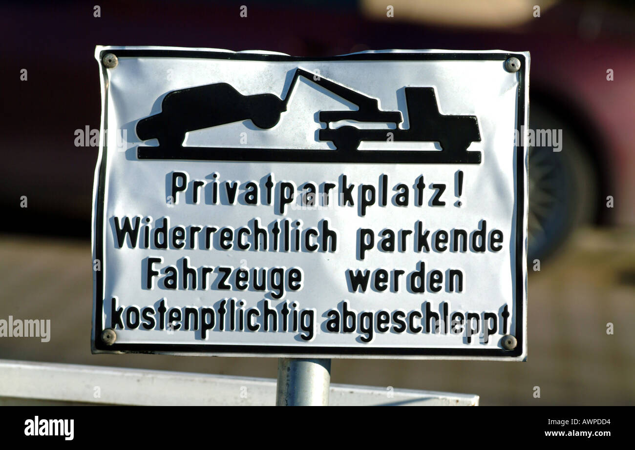 warning sign parking Stock Photo - Alamy