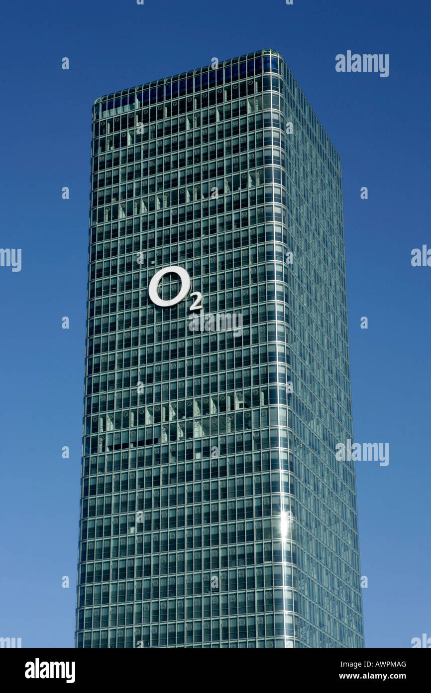 O2 (telecommunications company) logo on a high-rise in Munich, Bavaria ...