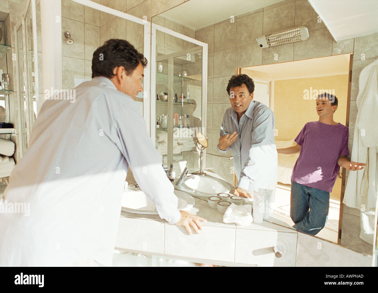 Two boys in bathroom hi-res stock photography and images - Alamy