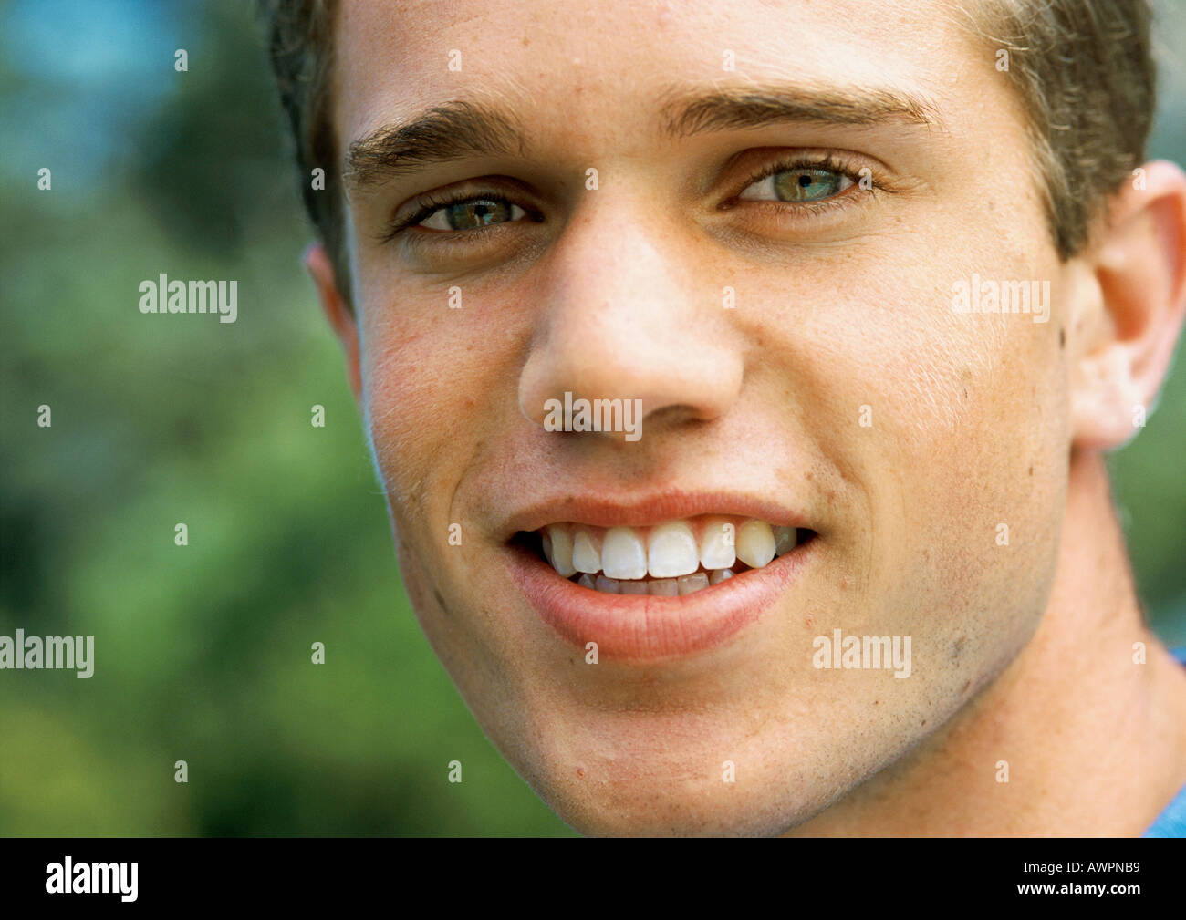 Teenage boy smiling, close-up, portrait Stock Photo - Alamy