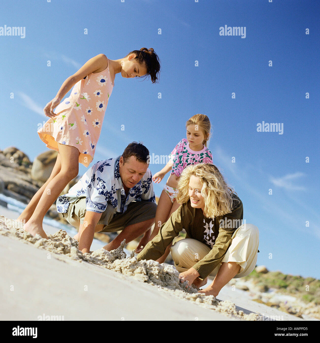 Four Men Digging High Resolution Stock Photography and Images - Alamy