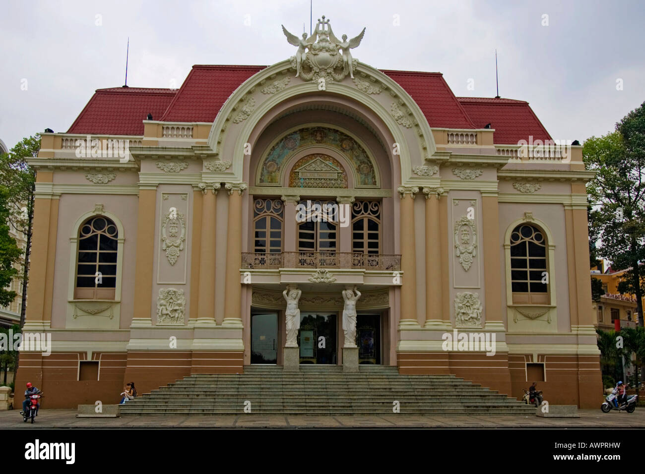 Opera house, Ho Chi Minh City, Saigon, Viet Nam Stock Photo - Alamy