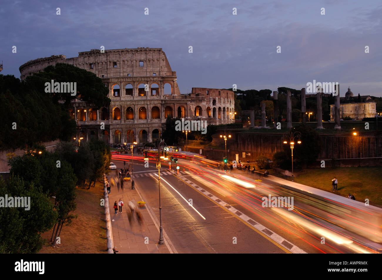 Evening traffic at the Colosseum, Rome, Italy Stock Photo - Alamy