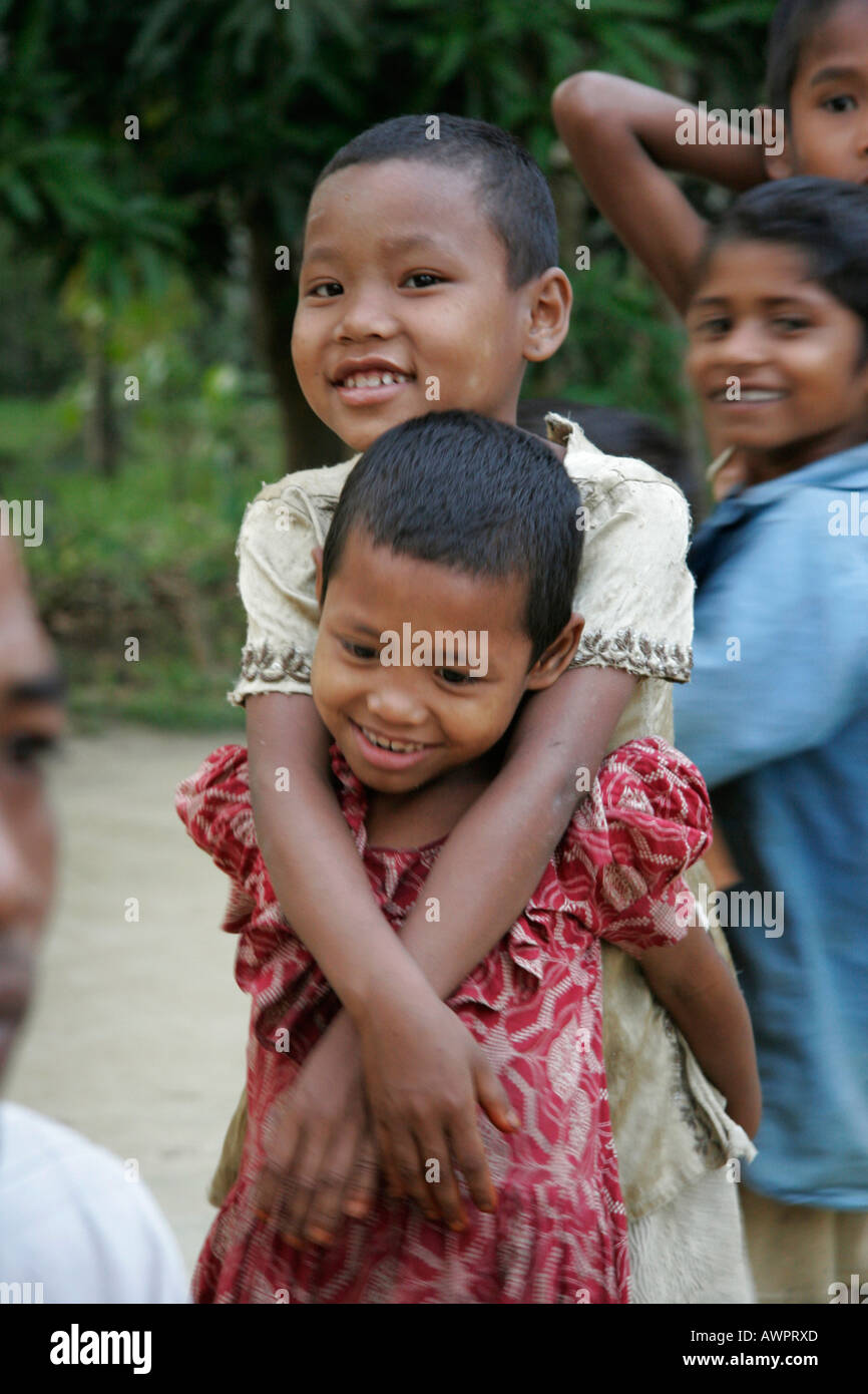 Bangladesh children happy hi-res stock photography and images - Alamy