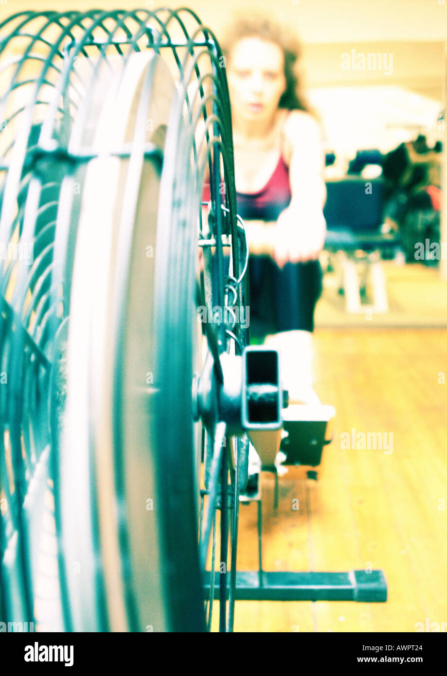 Indoor rowing machines hi-res stock photography and images - Alamy