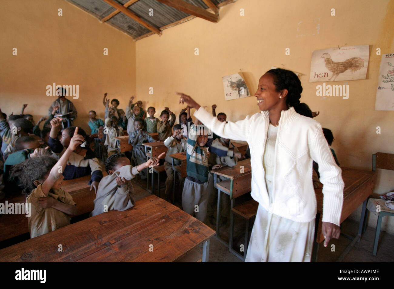 Ethiopia schools education children hi-res stock photography and images ...