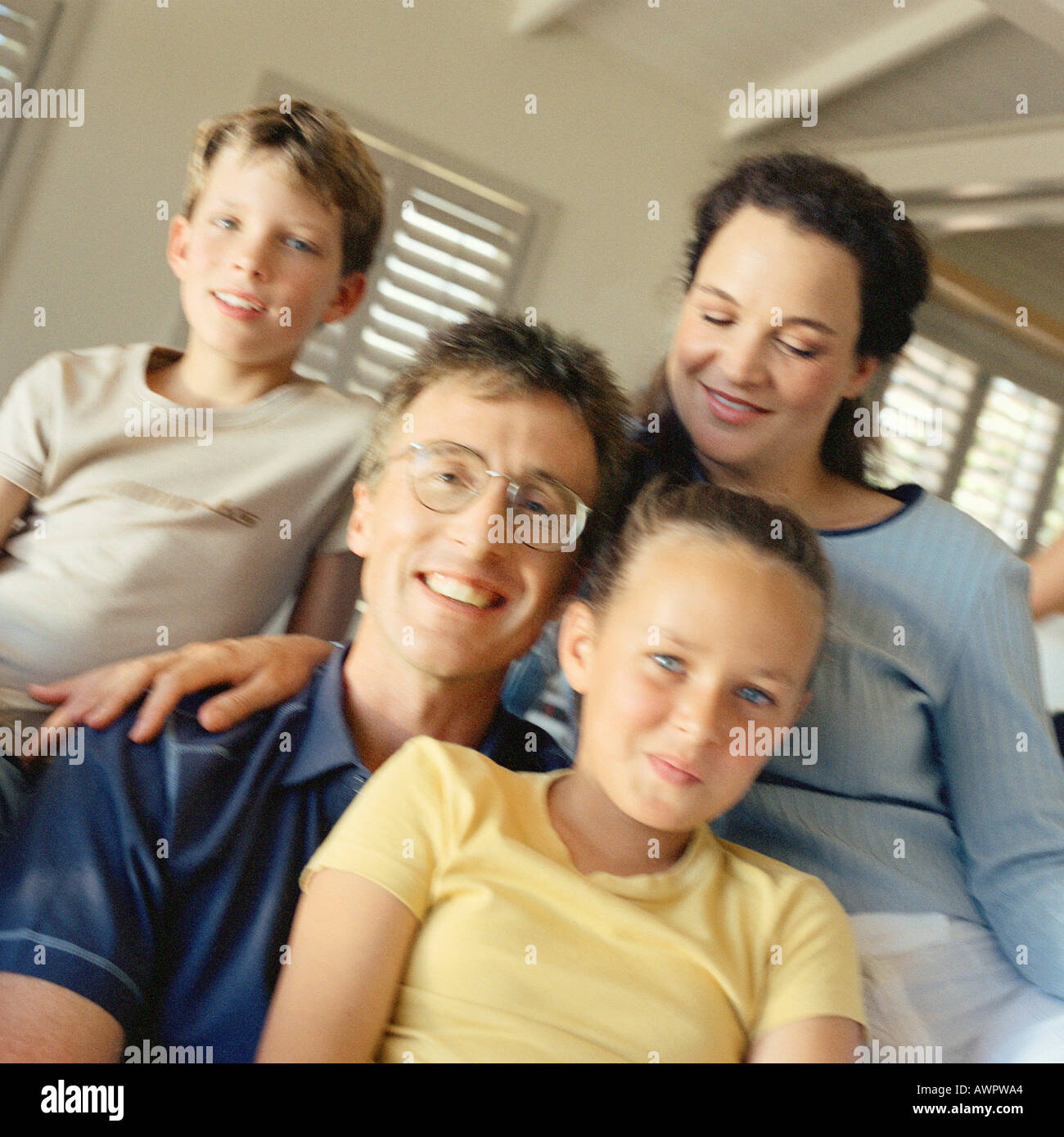 Average family hi-res stock photography and images - Alamy