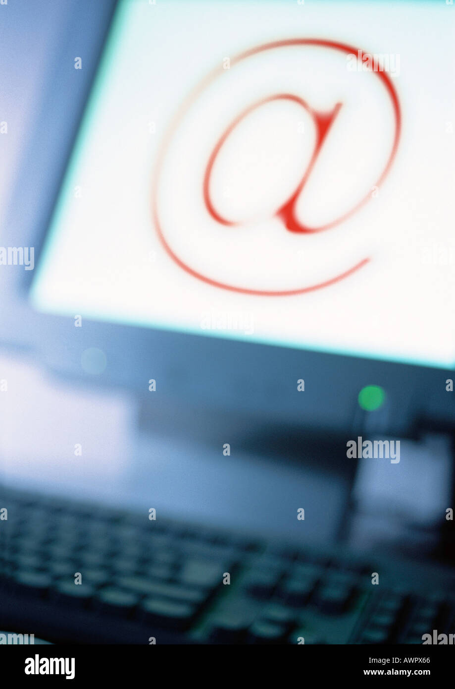 Internet symbol screen hi-res stock photography and images - Alamy