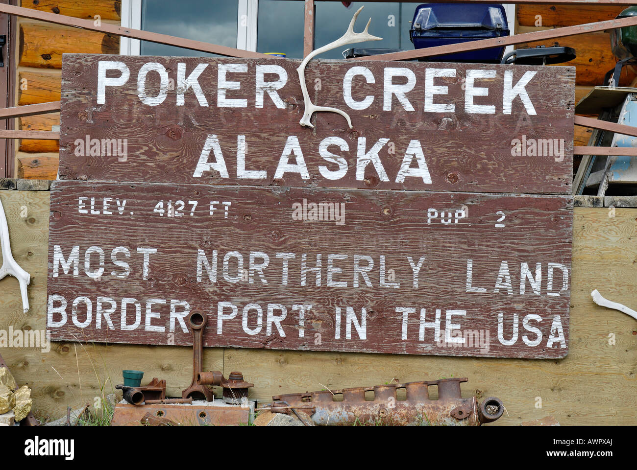 Direction signs in alaska hi-res stock photography and images - Alamy