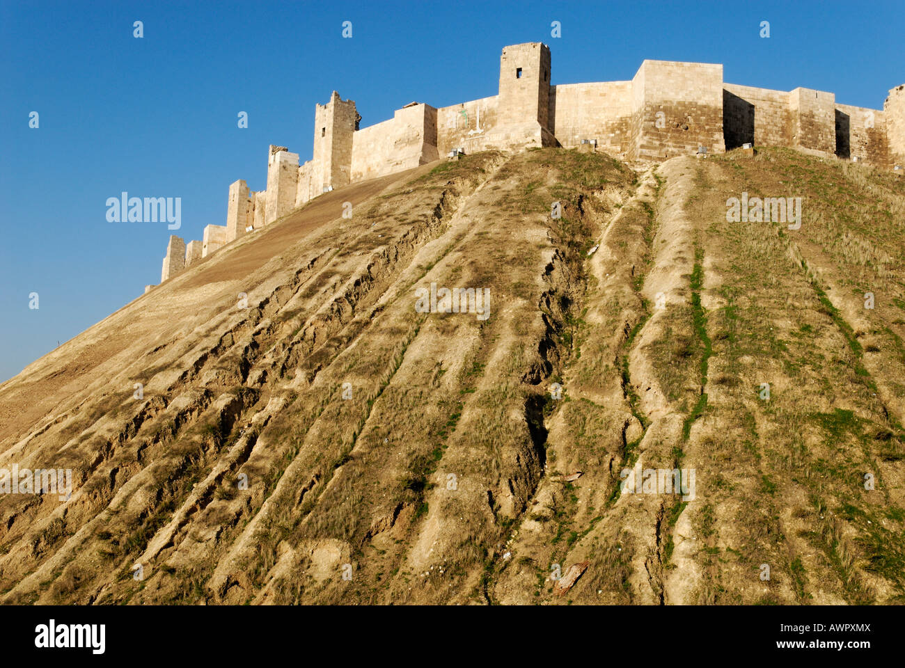 Aleppo town city center syria hi-res stock photography and images - Alamy