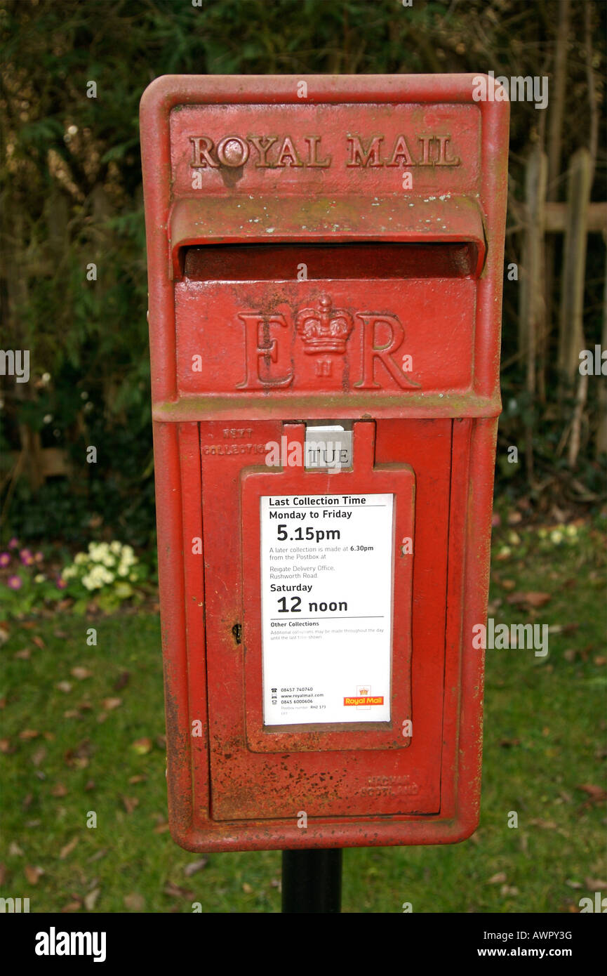 A Royal Mail Rural Red Post Box Stock Photo - Alamy
