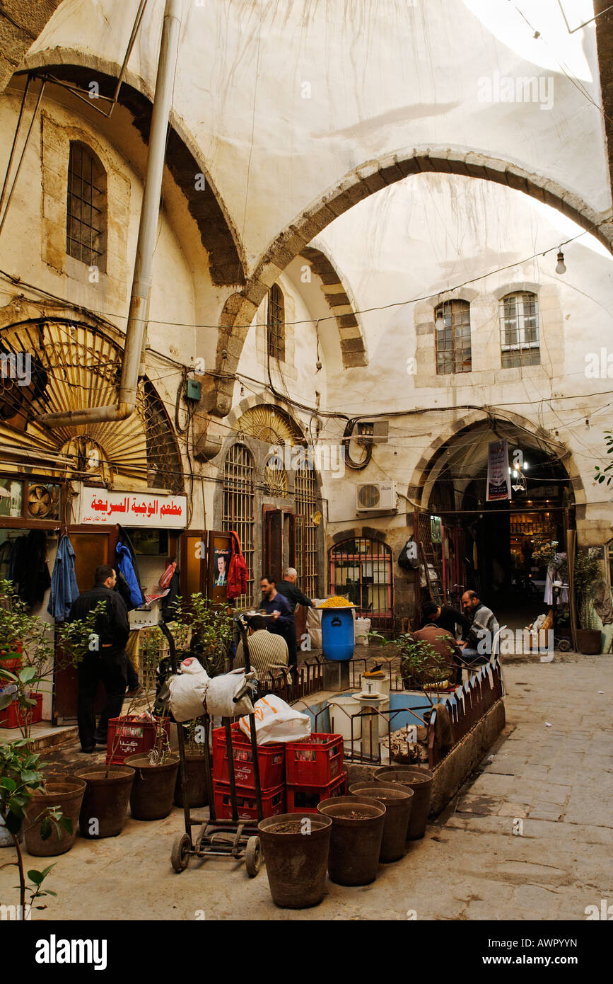 Old damascus bazaar hi-res stock photography and images - Alamy