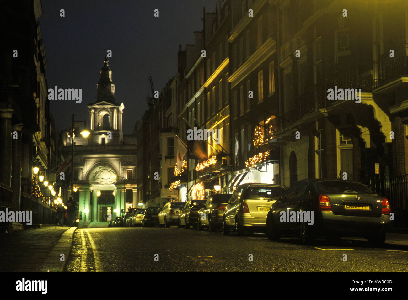 London night scene dark hi-res stock photography and images - Alamy