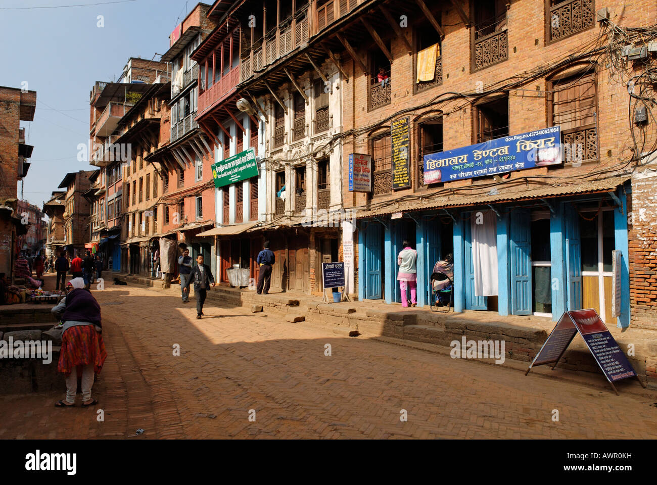 Streetscape in the old town of Bhaktapur, Kathmandu, Nepal Stock Photo ...
