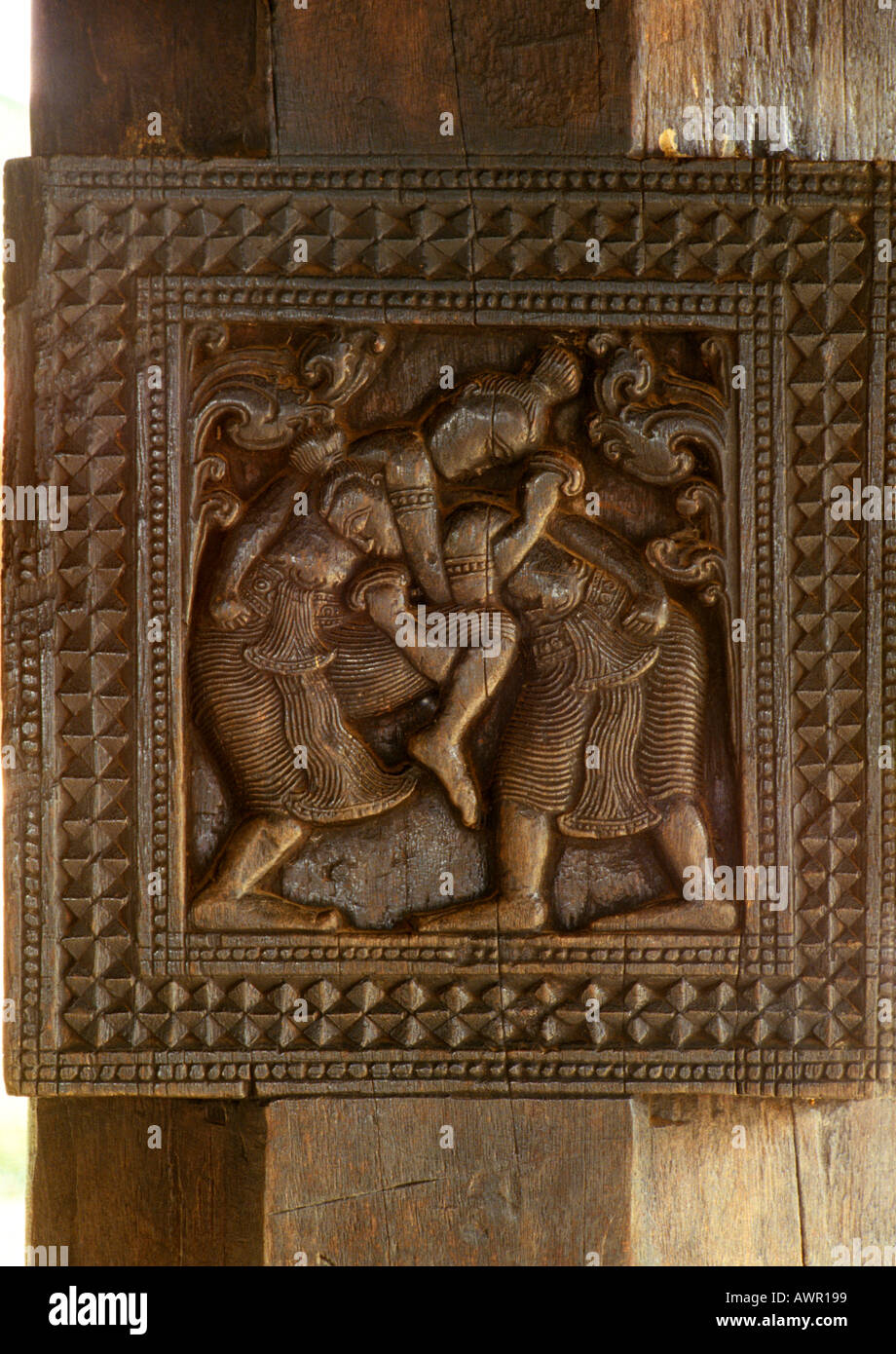 wrestlers Sri lanka wood carving on supporting temple posts Embekke ...
