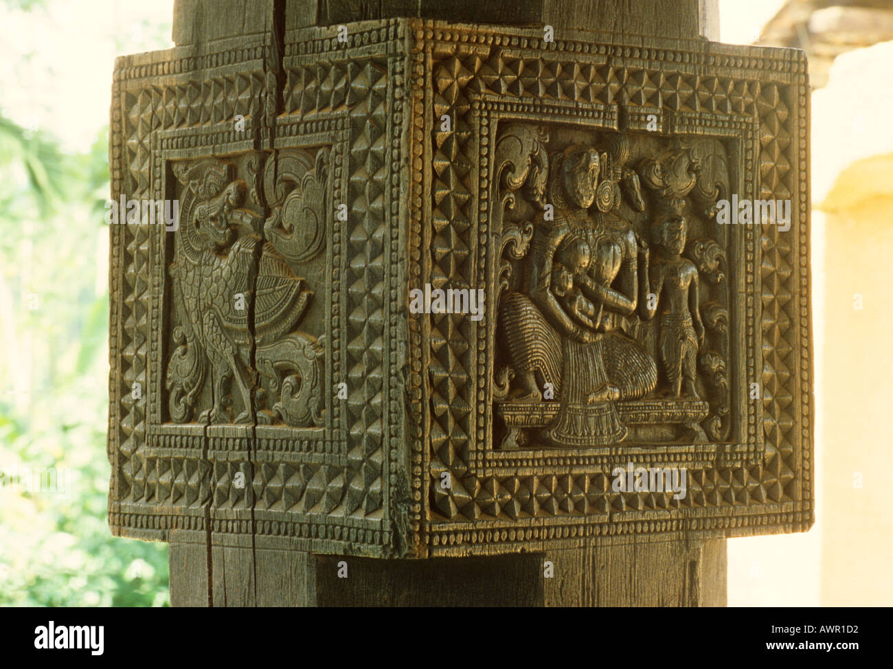 Sri lanka wood carving on supporting temple posts Embekke Devale Stock ...