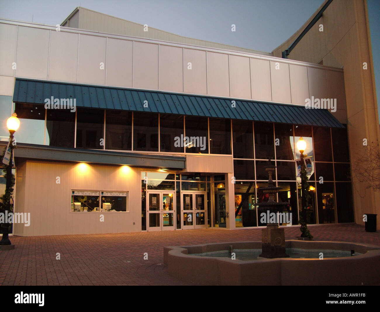Challenger learning center hi-res stock photography and images - Alamy