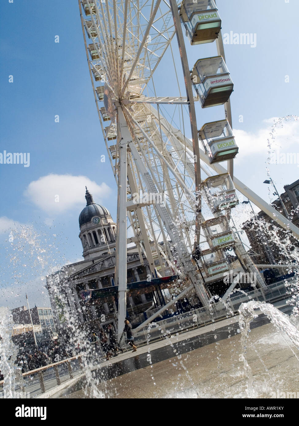 The Nottingham Eye and Council House in the Market Square, Nottingham ...