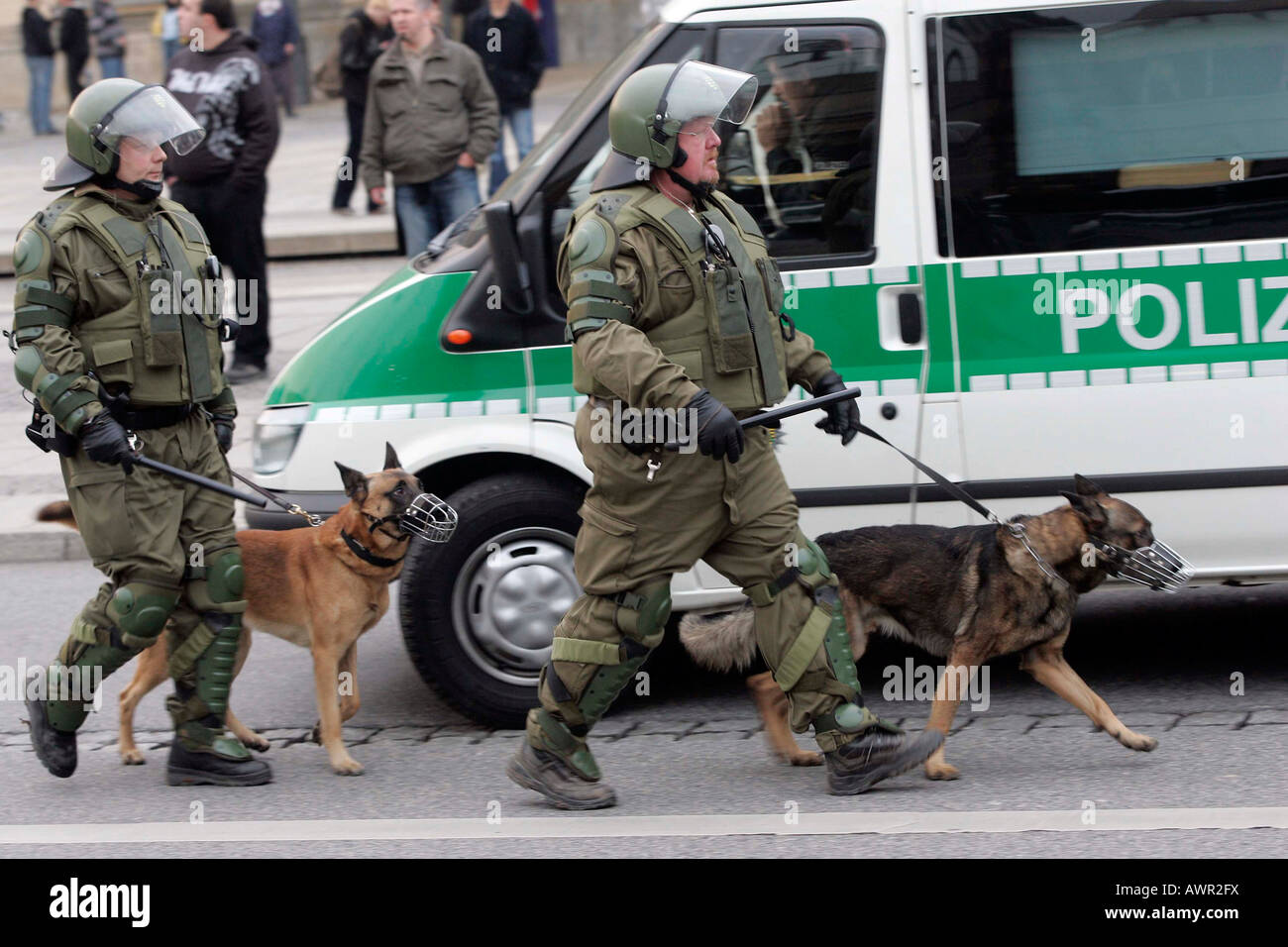 Polizeihunde hi-res stock photography and images - Alamy