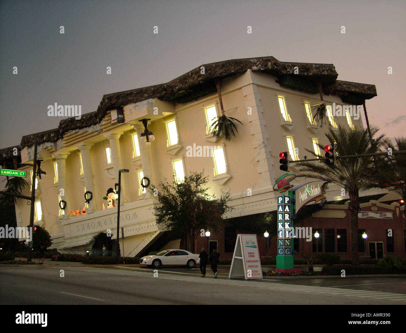 Pointe orlando hi-res stock photography and images - Alamy