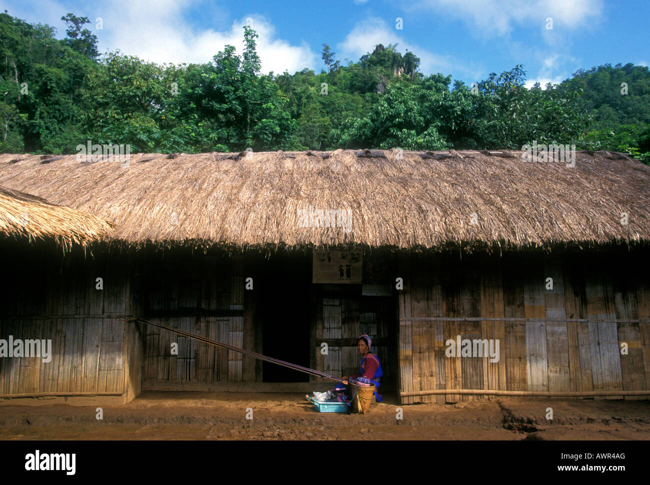 Thailand northern hill tribe lisu hi-res stock photography and images ...