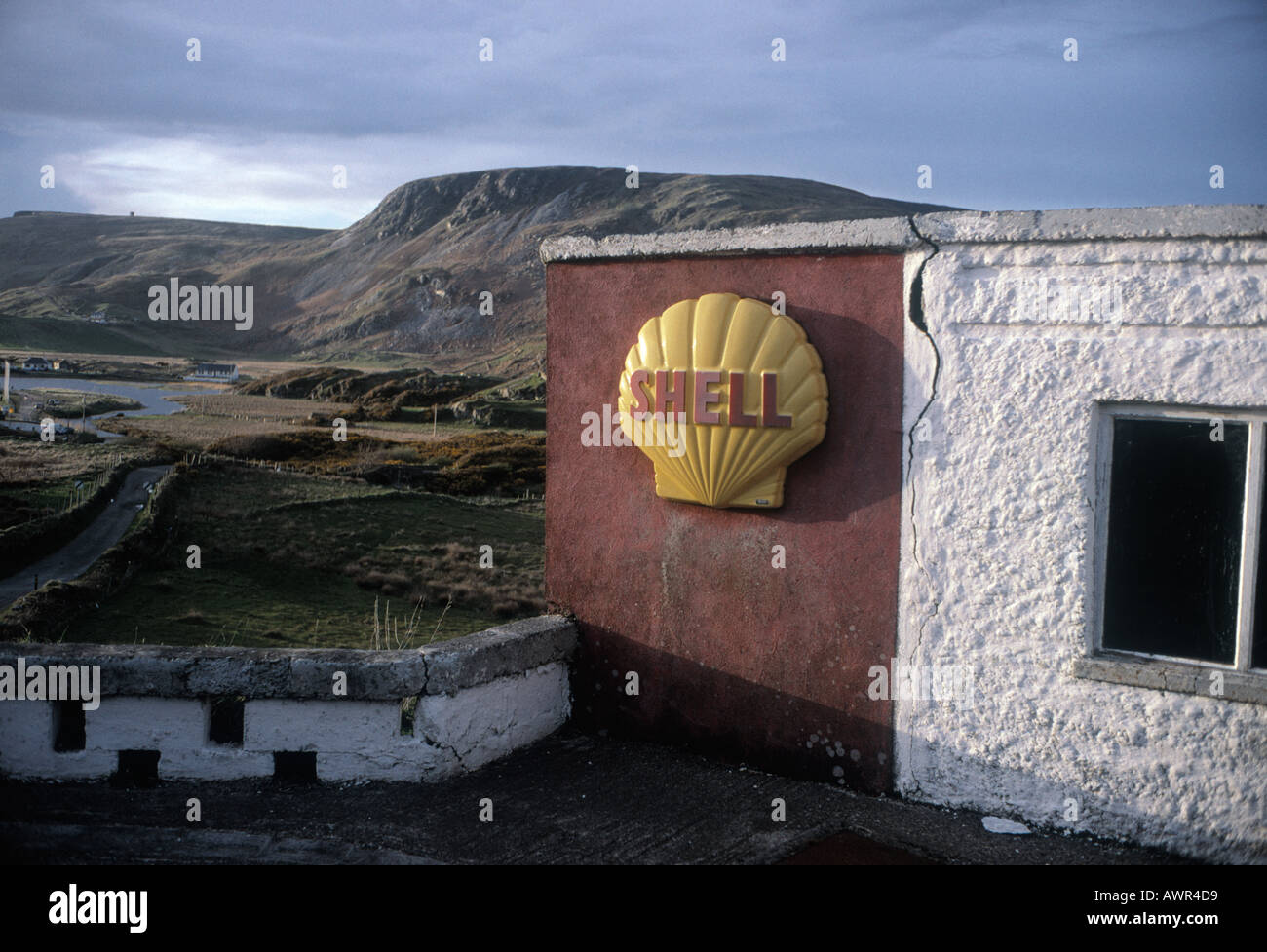 Petrol garage ireland hi-res stock photography and images - Alamy