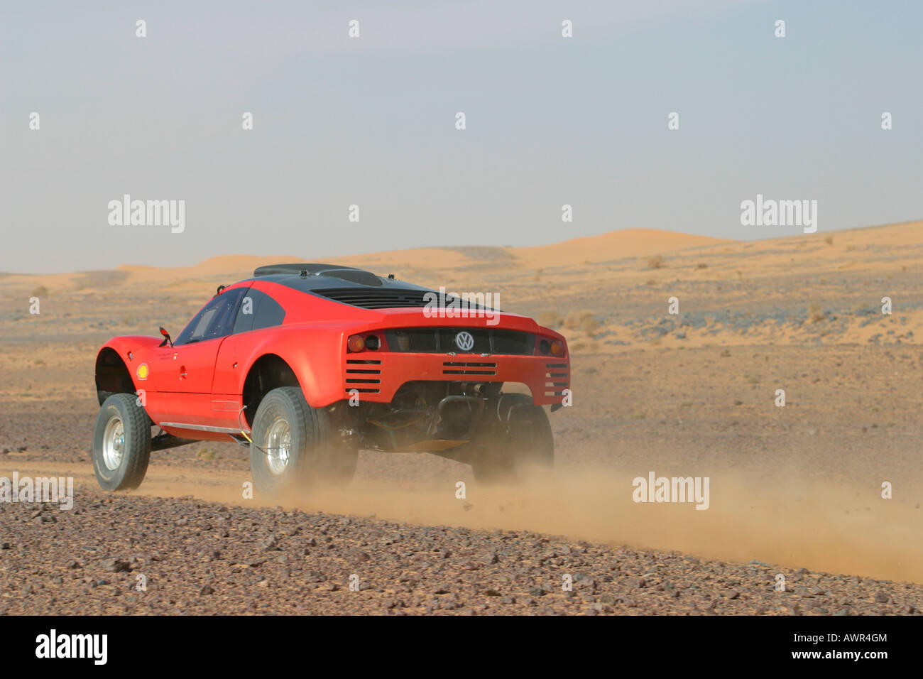 Paris-Dakar Tarek vehicle, prototype test in Morocco, VW, driver Jutta ...