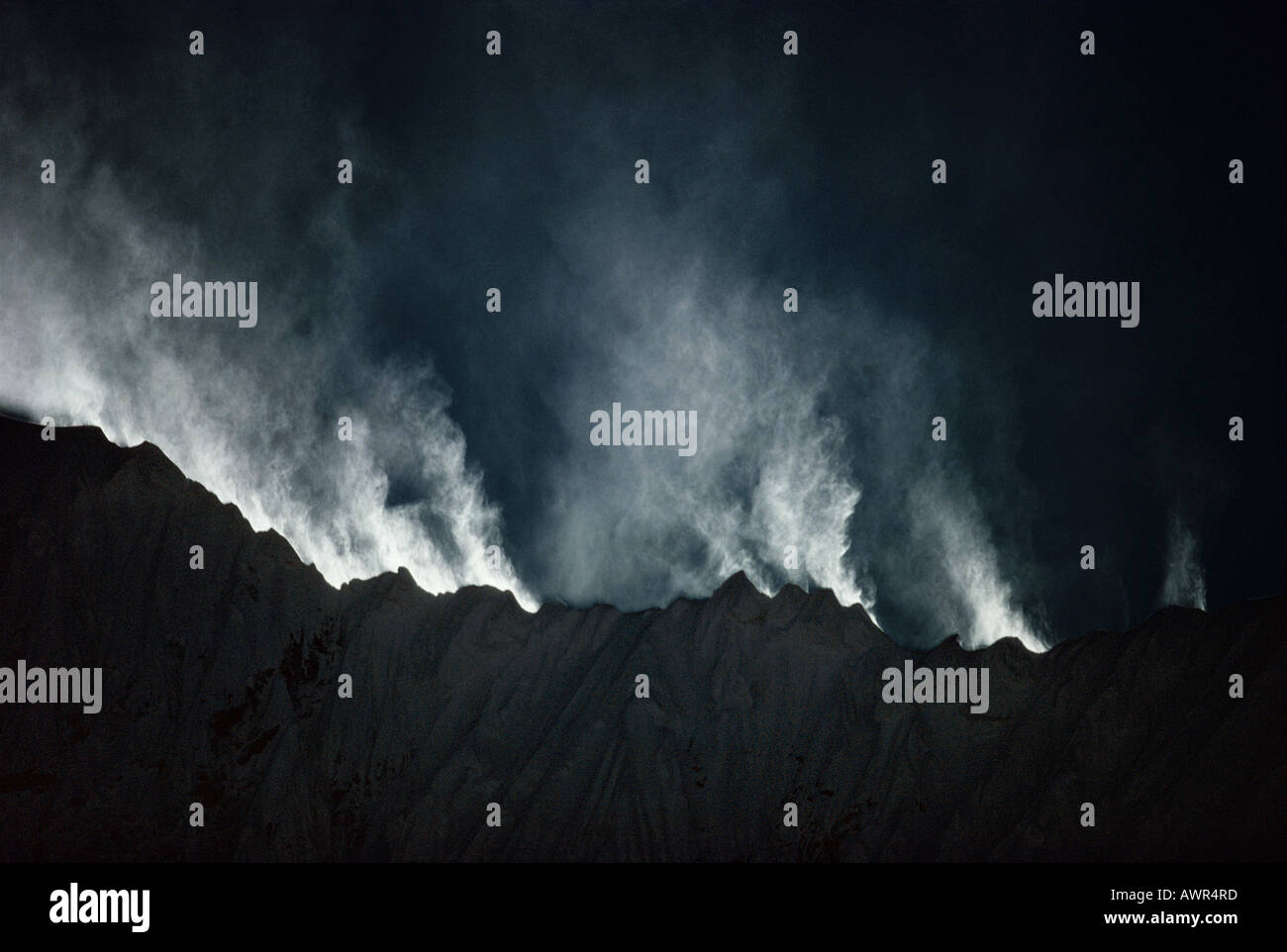 Snow Plumes on a high ridge Karakoram Himalaya Pakistan Stock Photo - Alamy