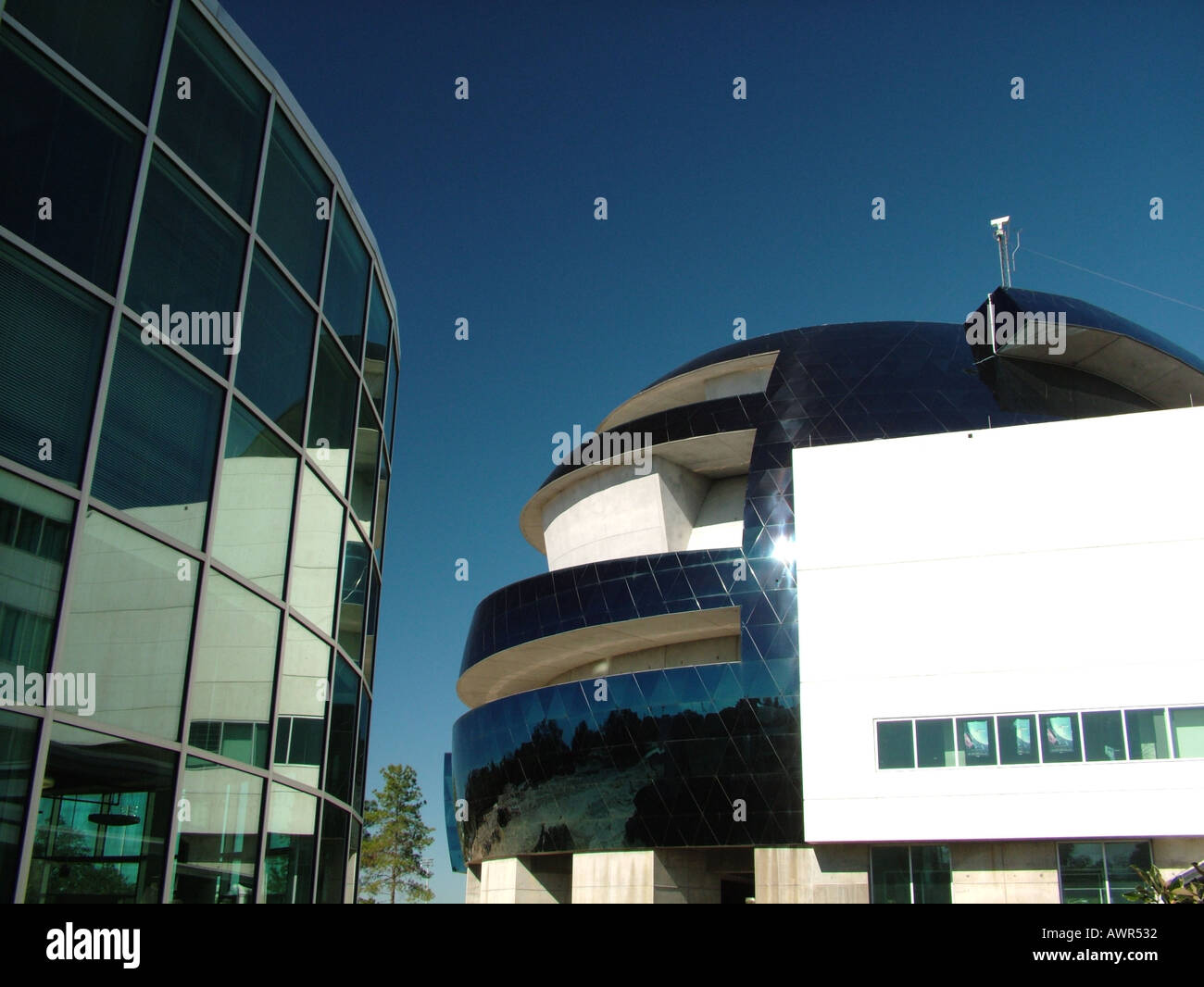Tampa museum of science and industry hi-res stock photography and ...