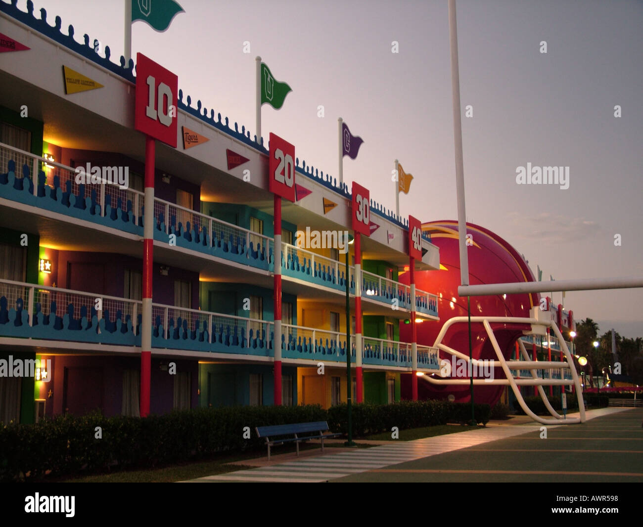 Andre the giant disney hi-res stock photography and images - Alamy