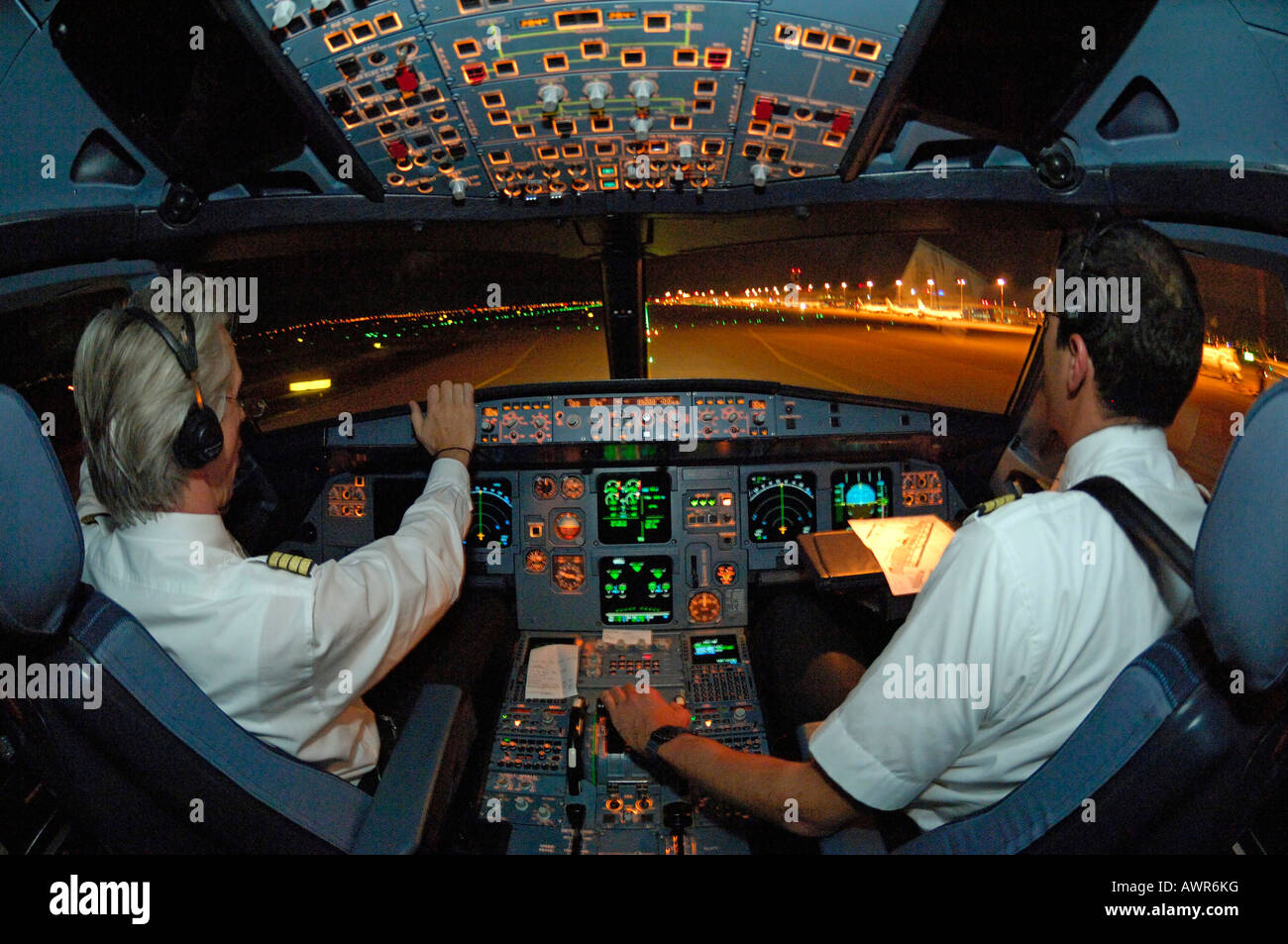 Cockpit gate hi-res stock photography and images - Alamy