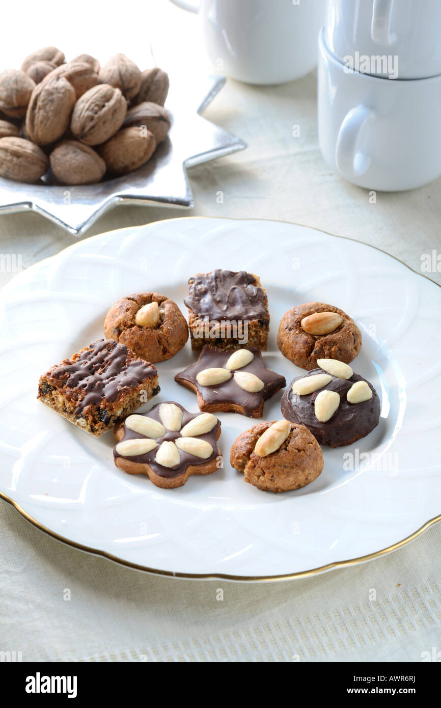 Cookies and nuts hi-res stock photography and images - Alamy