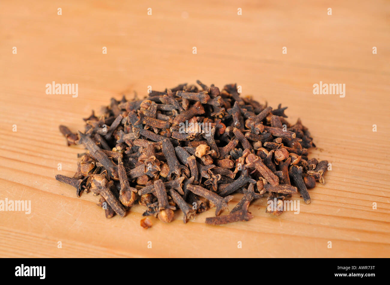 Cloves (Syzygium aromaticum Stock Photo - Alamy