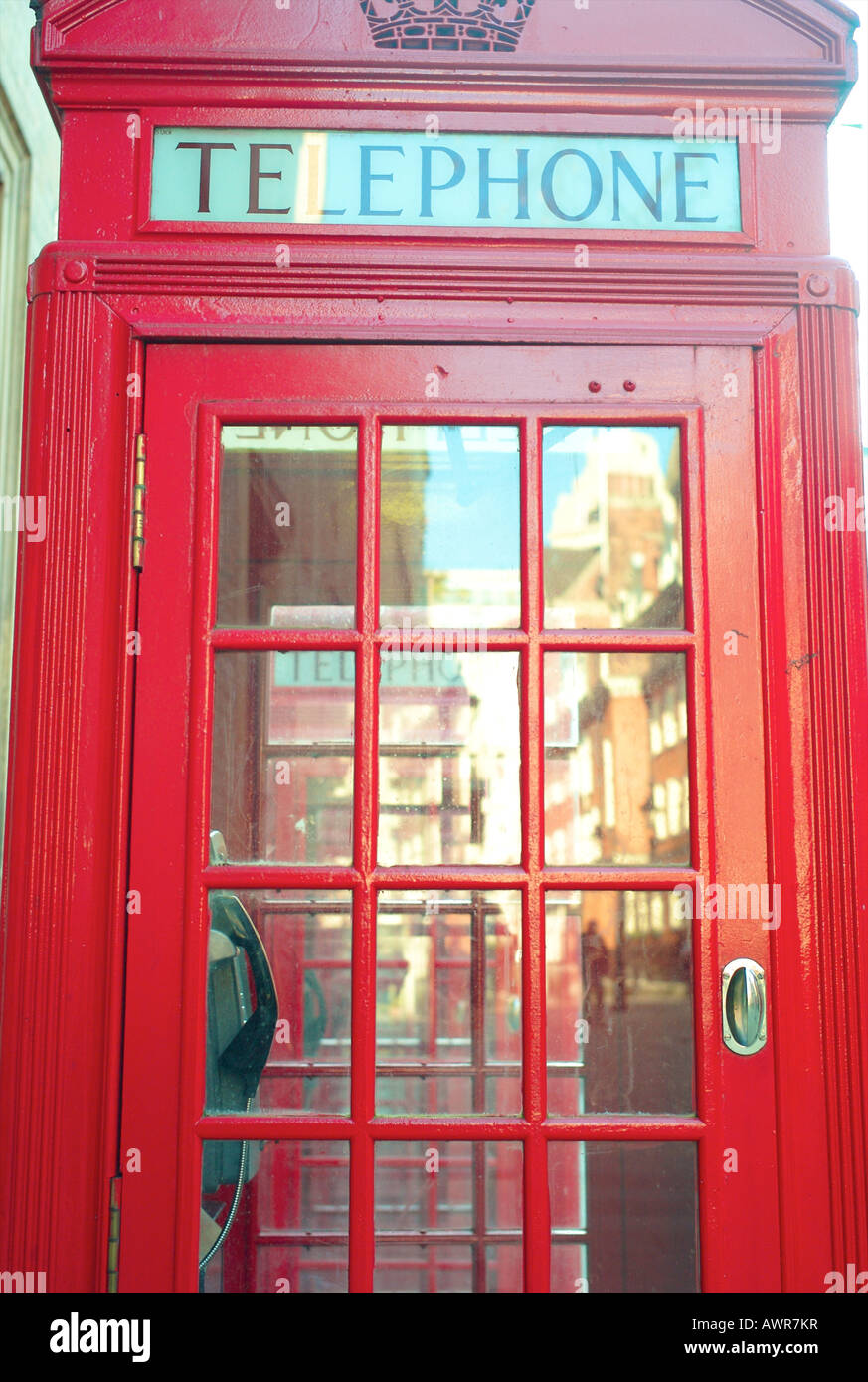 British Red phone in London Stock Photo - Alamy