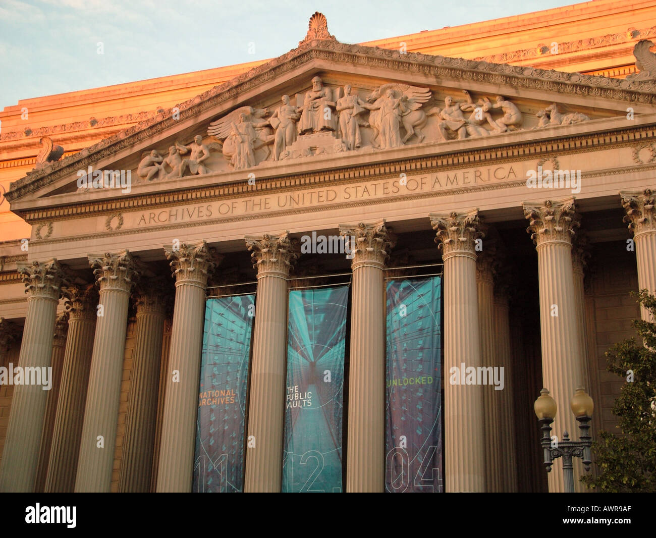 Images of washington dc landmarks hi-res stock photography and images ...