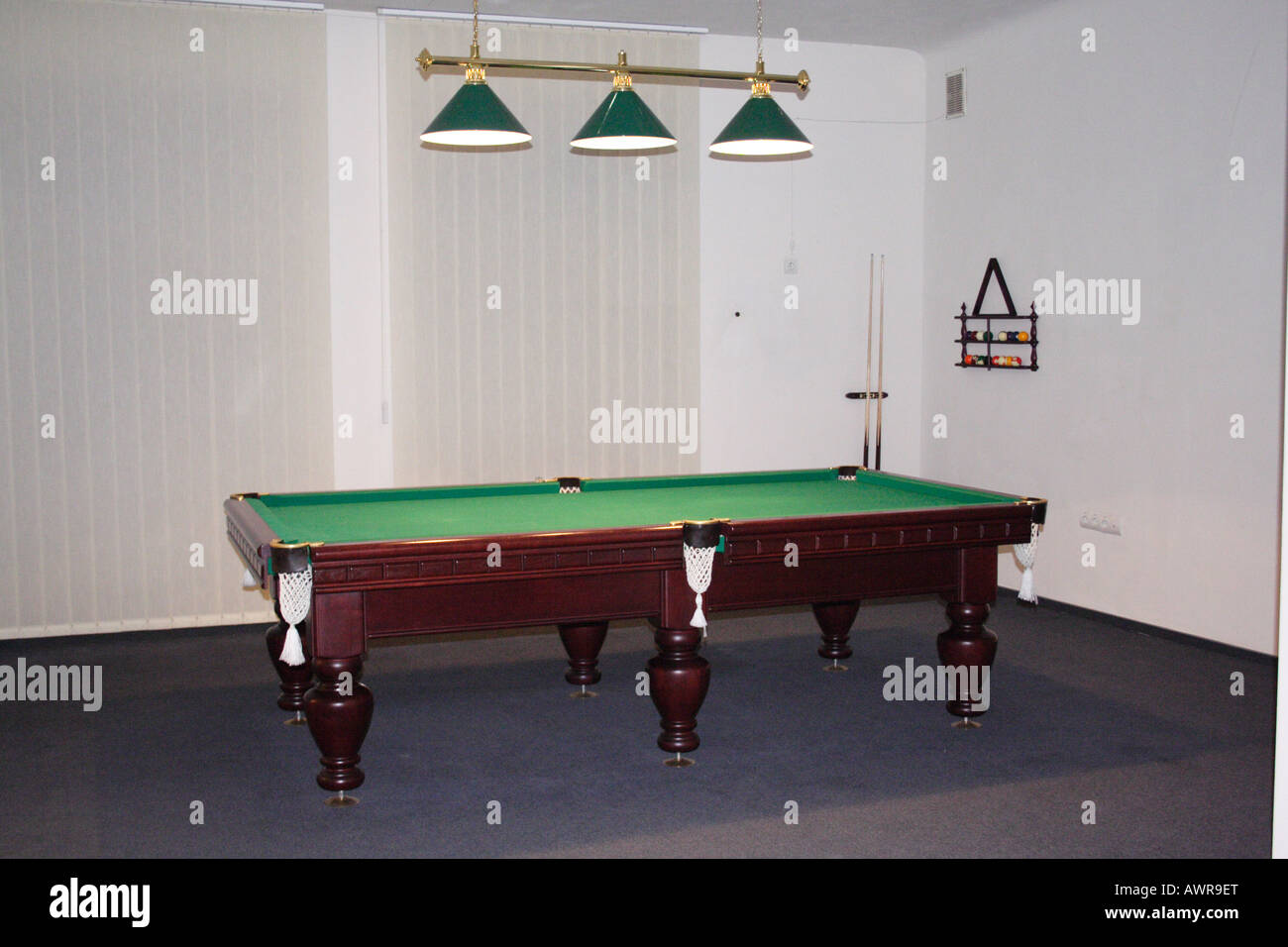 Billiards push hi-res stock photography and images - Alamy