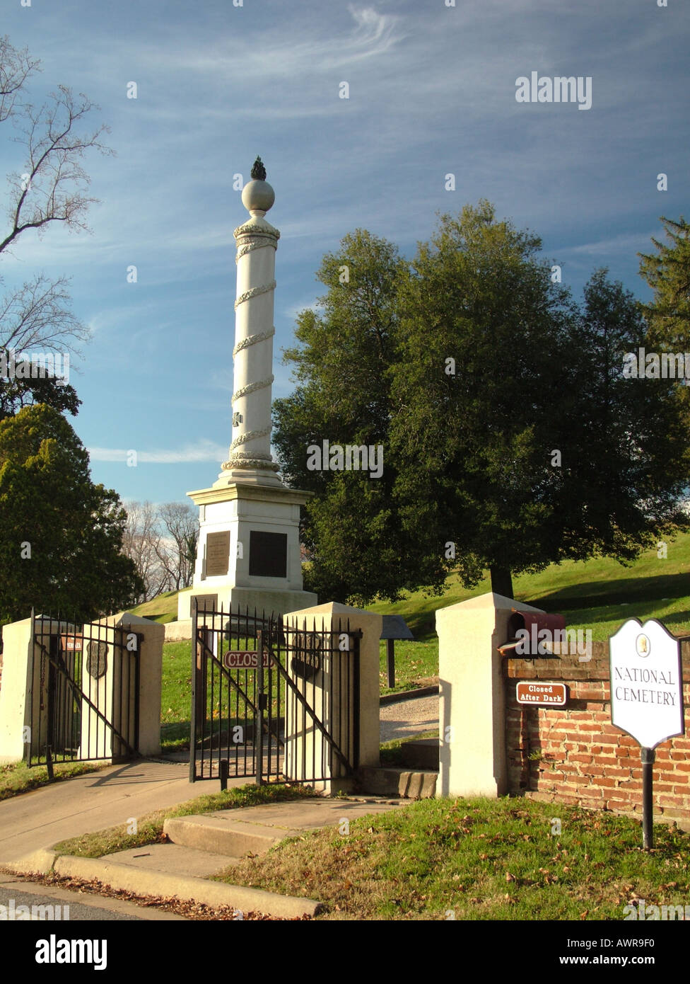 Fredericksburg national cemetery hi-res stock photography and images ...