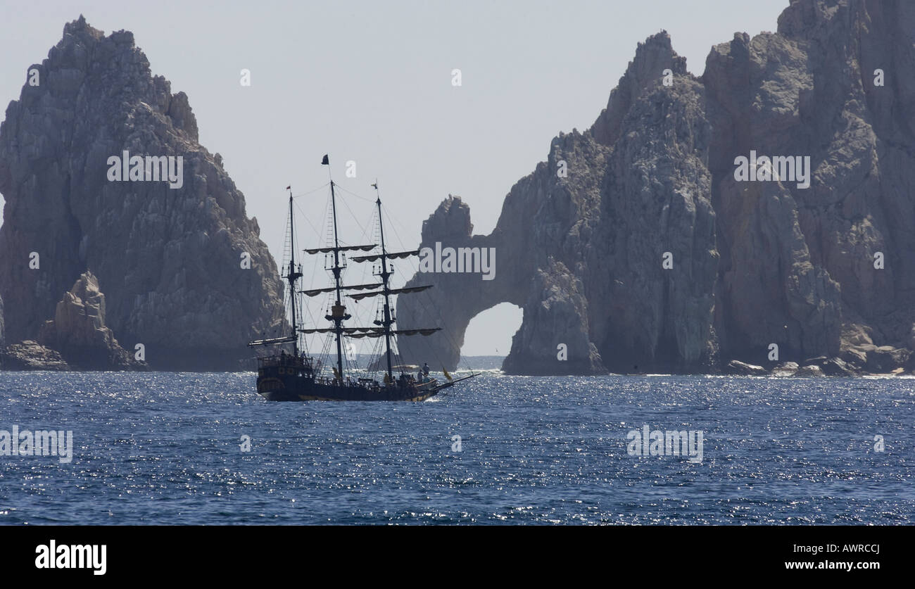 Pirate ship hi-res stock photography and images - Alamy
