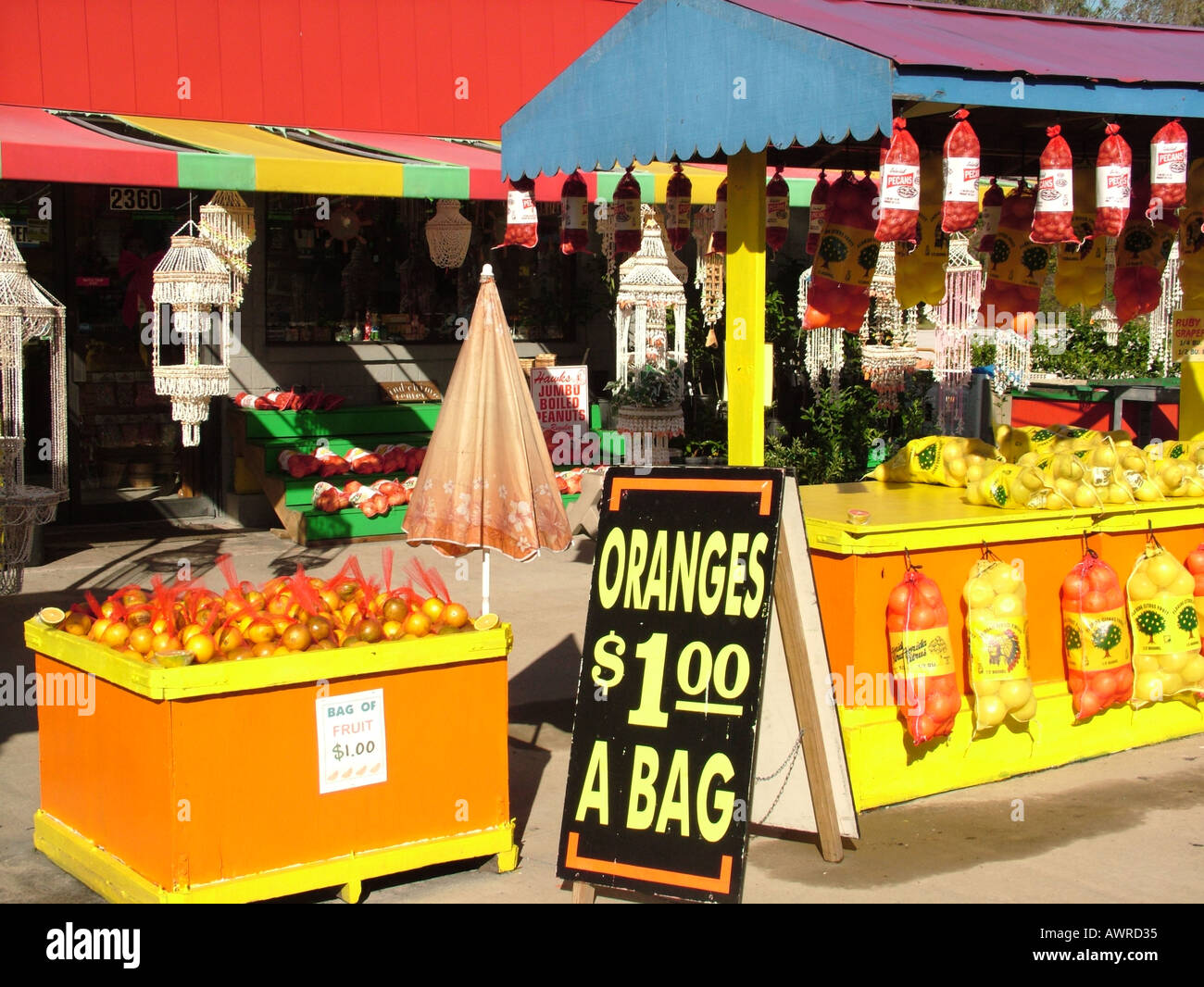 Indian river fruit stand hi-res stock photography and images - Alamy